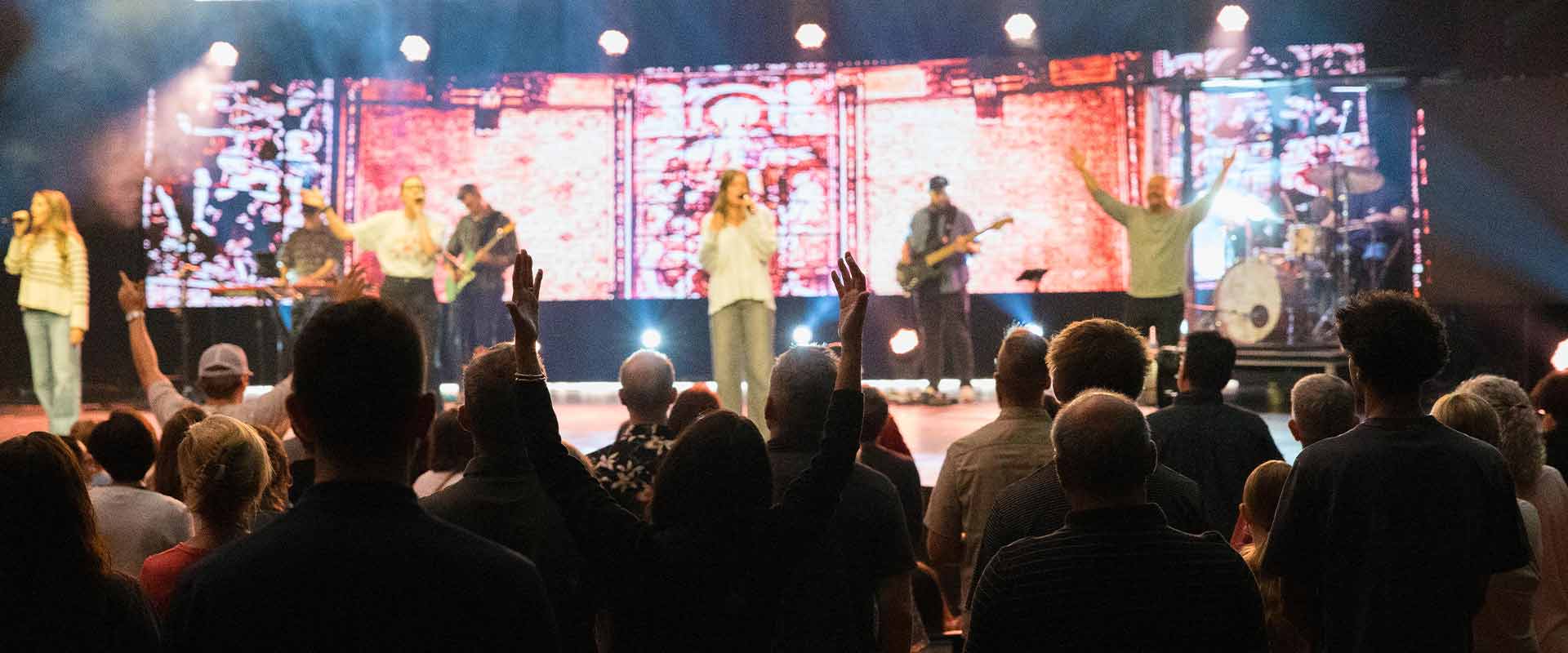 Feeling Far From God? 7 Ways to Reconnect When Faith Feels Distant